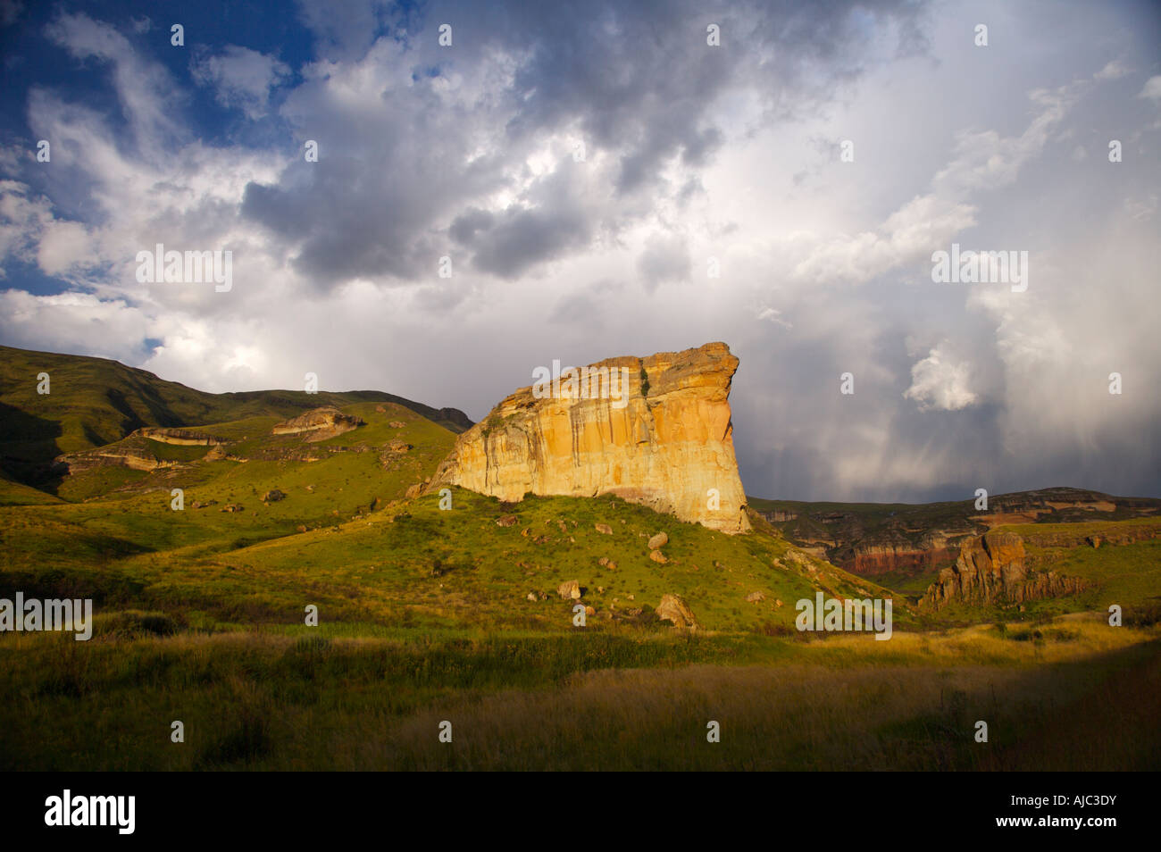 Sandstone Cliffs in the Eastern Highlands of South Africa Stock Photo ...