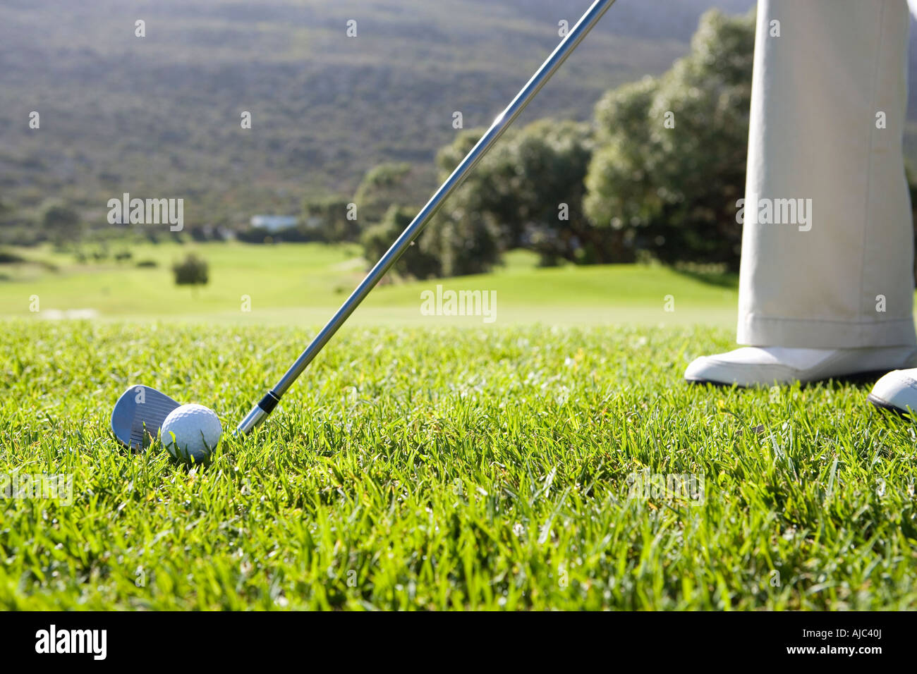 Addressing golf ball hi-res stock photography and images - Alamy