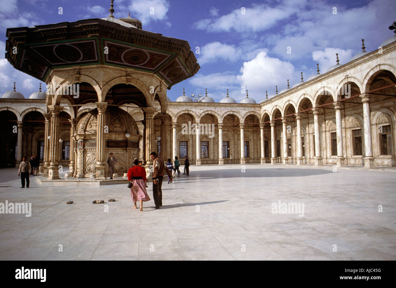 Alabaster Courtyard, Mohammed Ali Mosque Stock Photo - Alamy