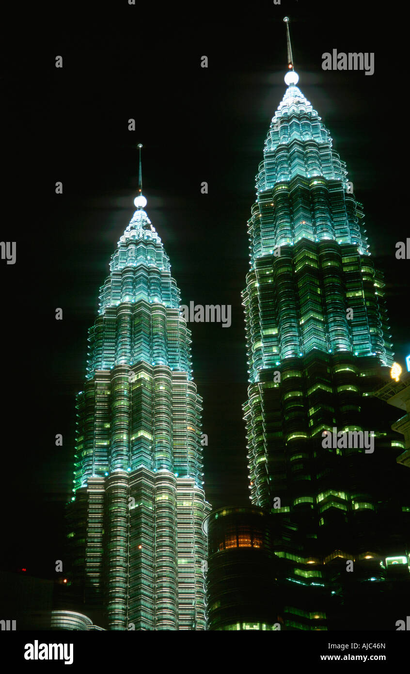 Petronastwintowers hi-res stock photography and images - Alamy