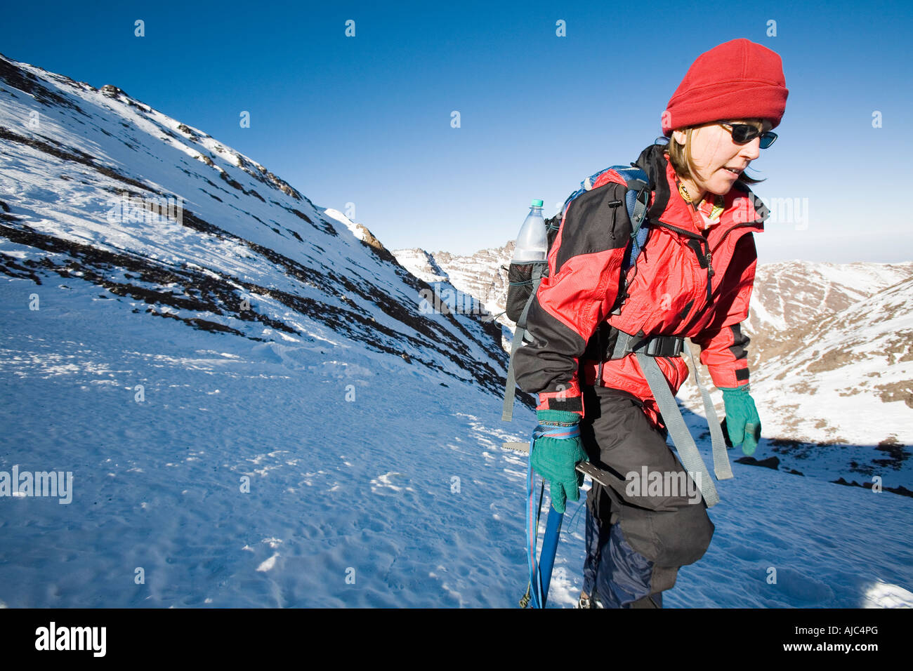 Scenic ascending motion hi-res stock photography and images - Alamy