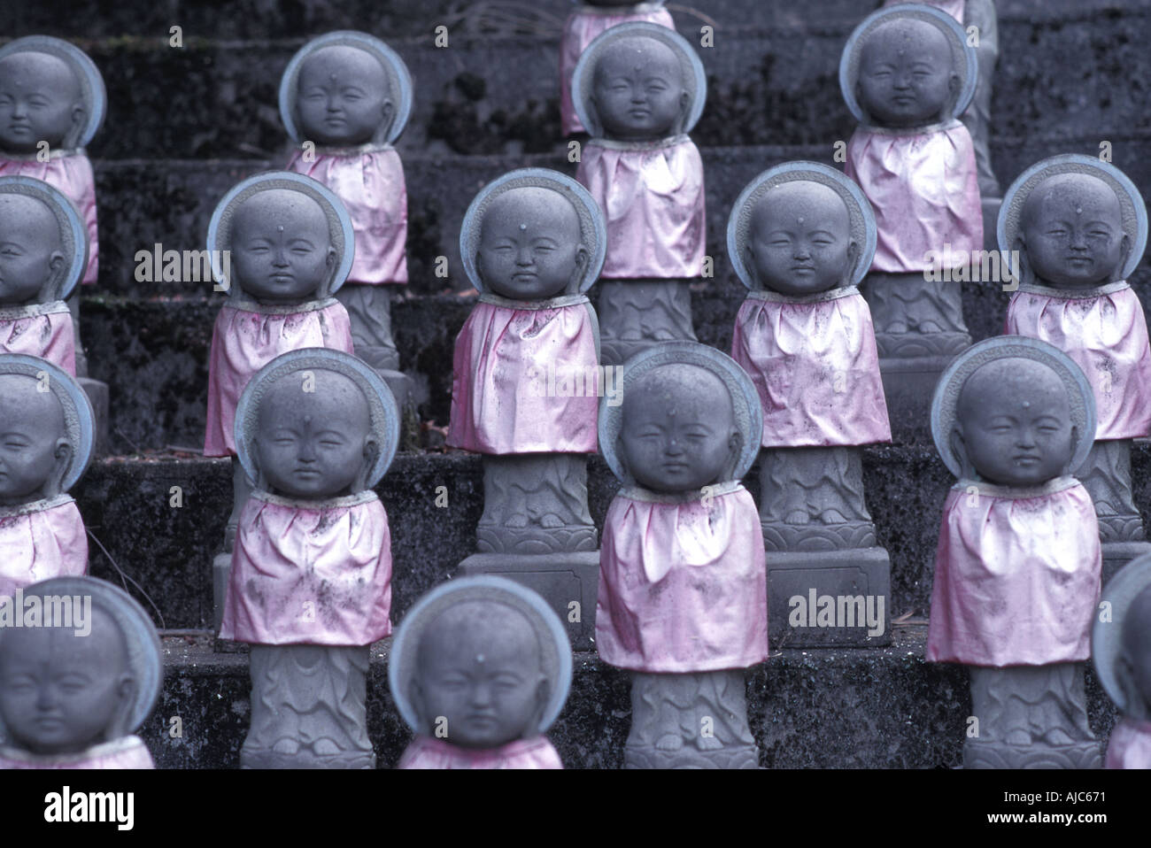 Taima temple hi-res stock photography and images - Alamy