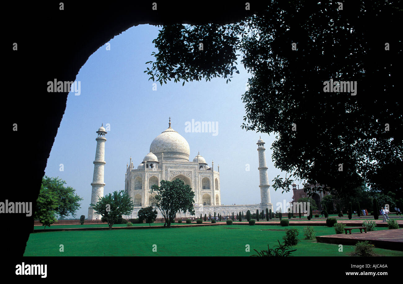 Built 1632 hi-res stock photography and images - Alamy