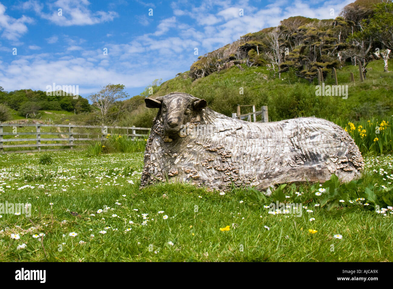 Wooden sheep sculpture hi-res stock photography and images - Alamy