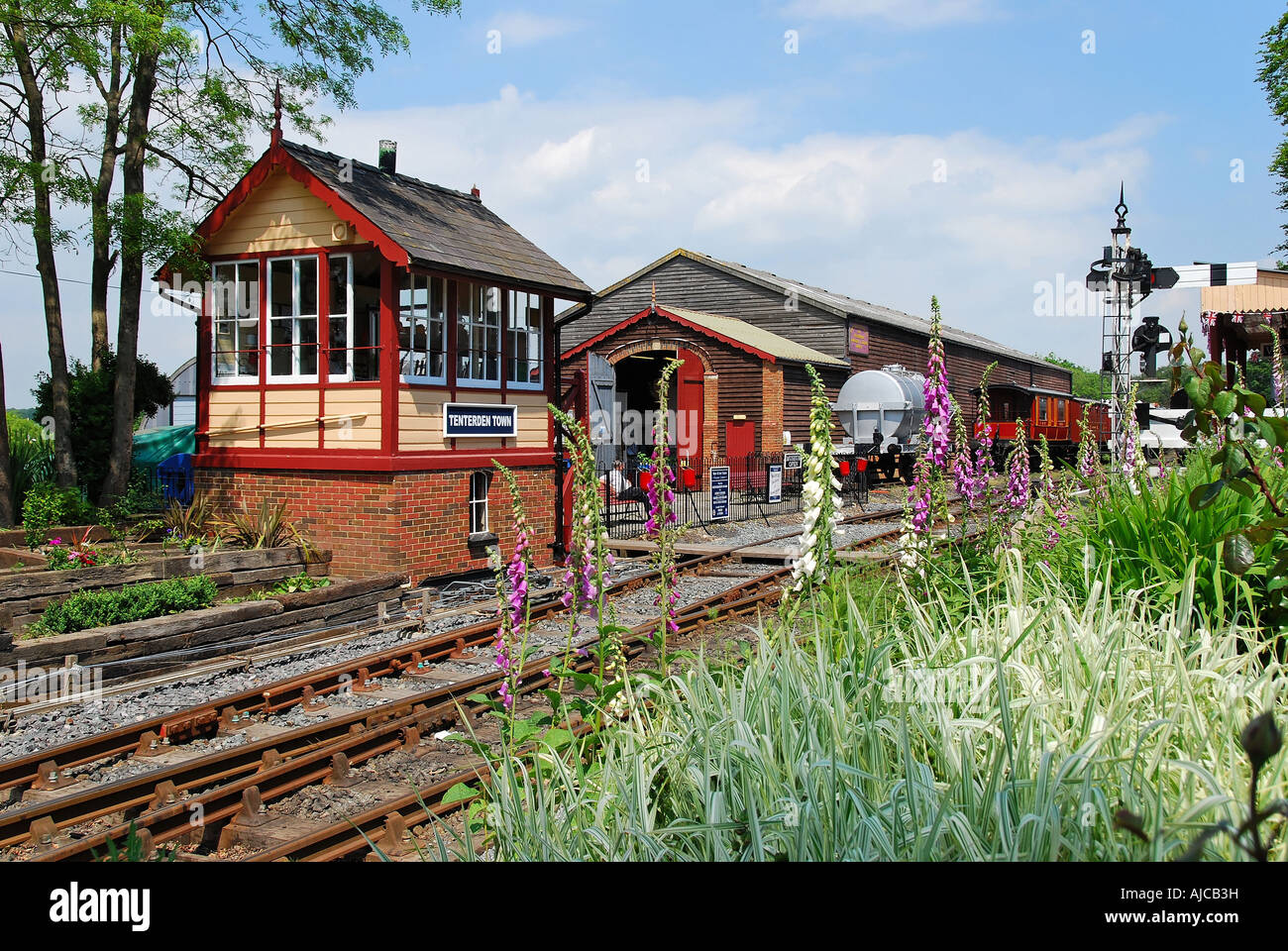 East kent railway hi-res stock photography and images - Alamy