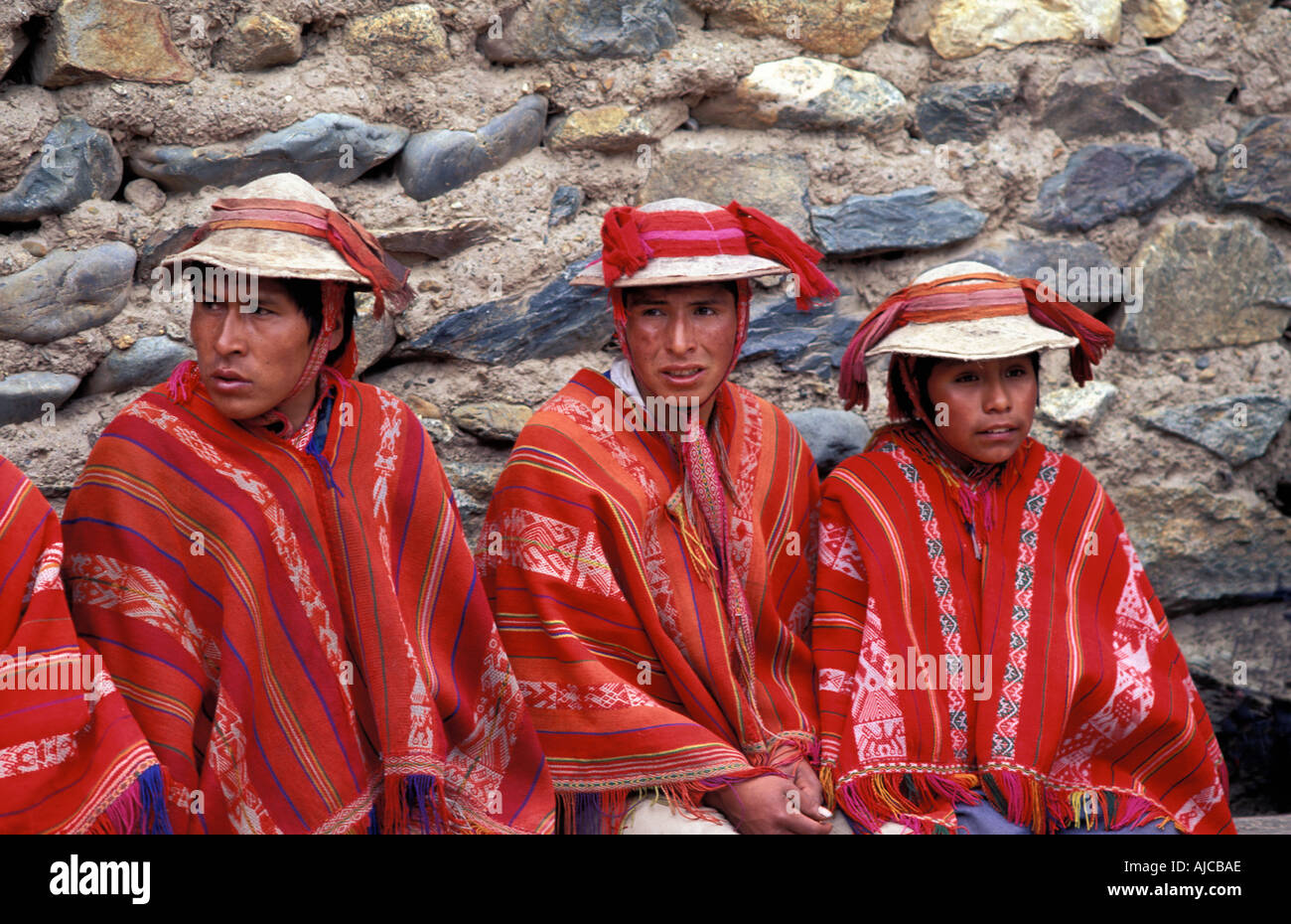 Traje inca hi-res stock photography and images - Alamy