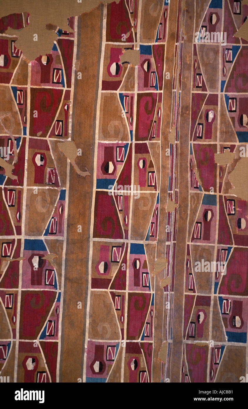PreColombian woven textile from Nazca Peru Stock Photo - Alamy