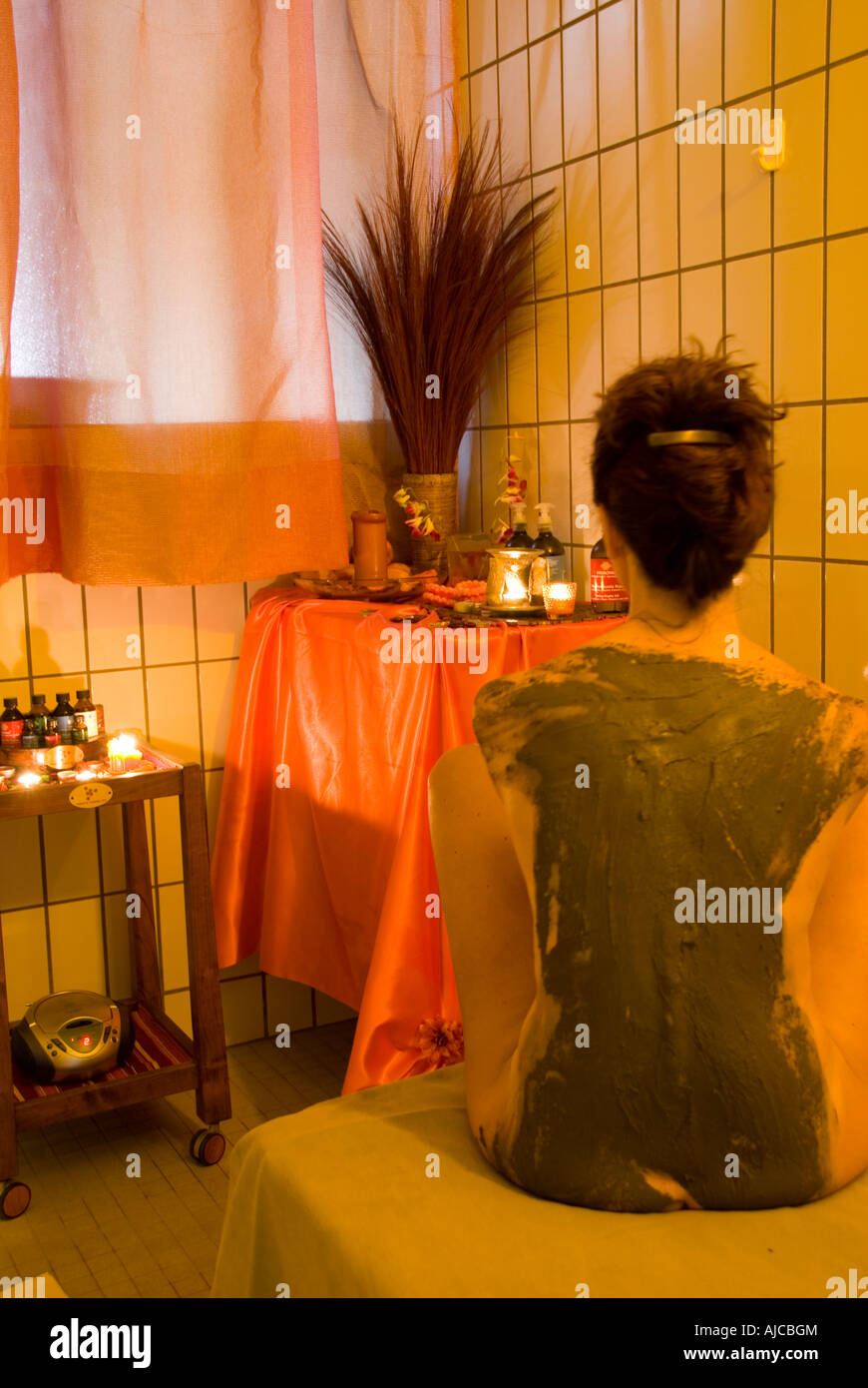 Thermal mud bath in a spa Stock Photo - Alamy