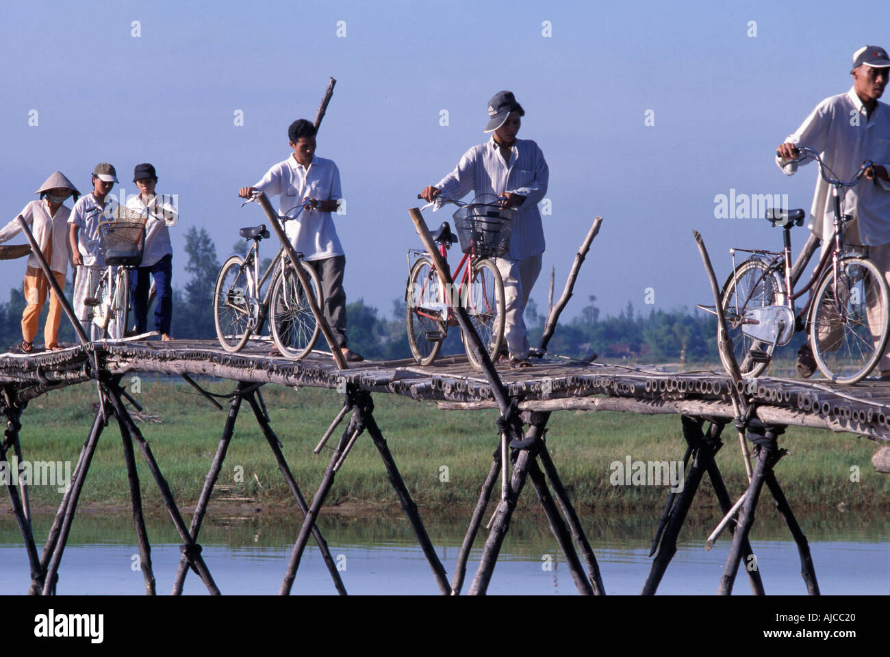 Vietnam bamboo footbridge hi-res stock photography and images - Alamy