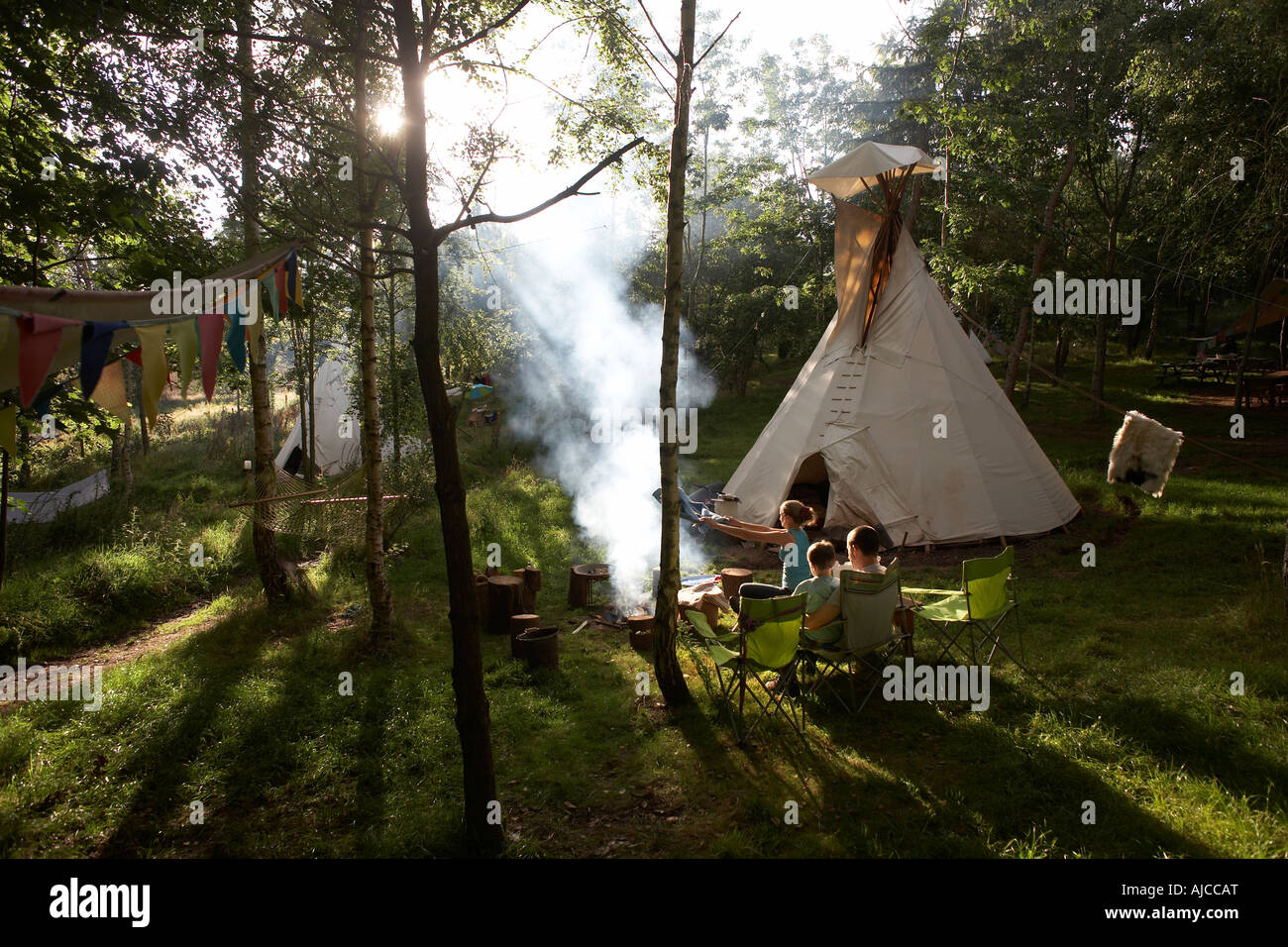 Tipi hi-res stock photography and images - Alamy