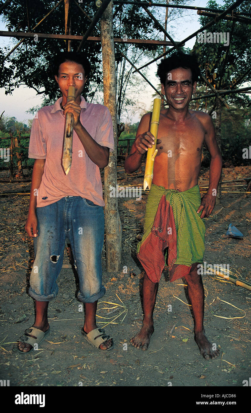 Bamboo bong hi-res stock photography and images - Alamy