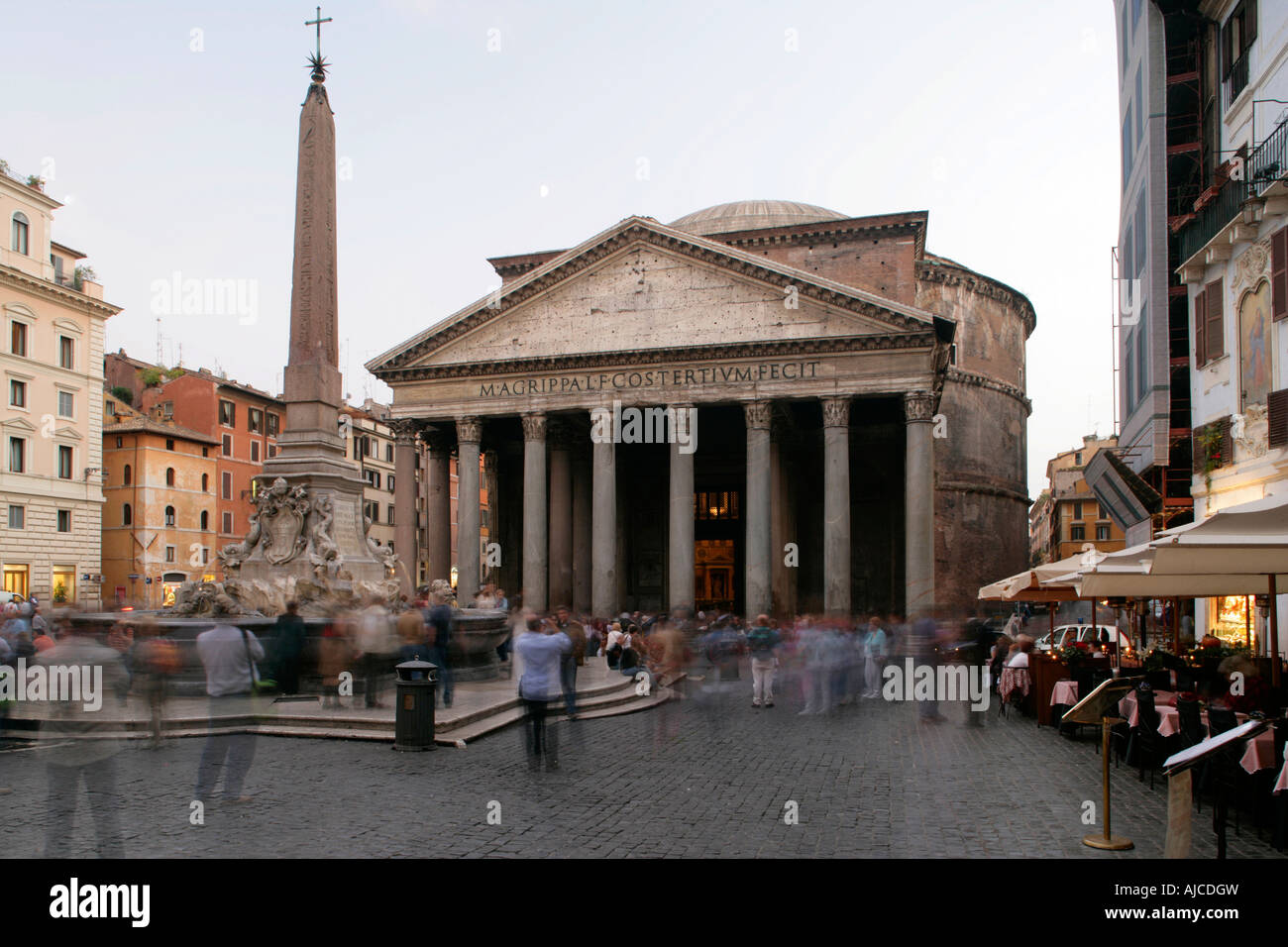 Largest unreinforced concrete dome hi-res stock photography and images ...