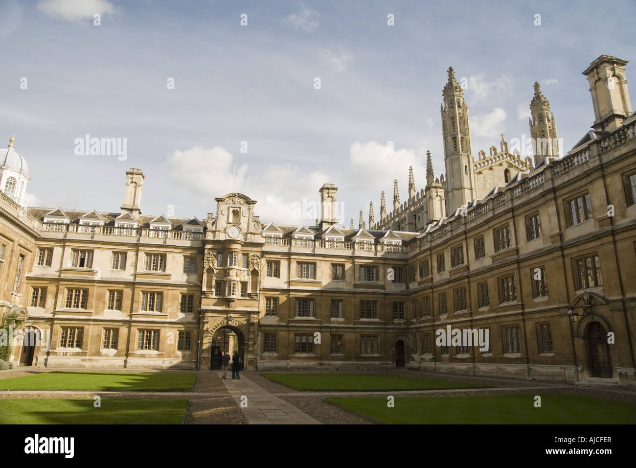 Clare college courtyard hi-res stock photography and images - Alamy