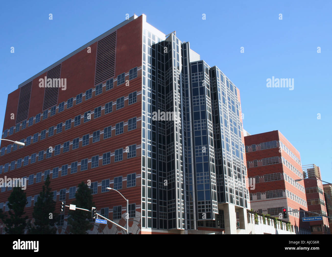 Westwood medical plaza hi-res stock photography and images - Alamy