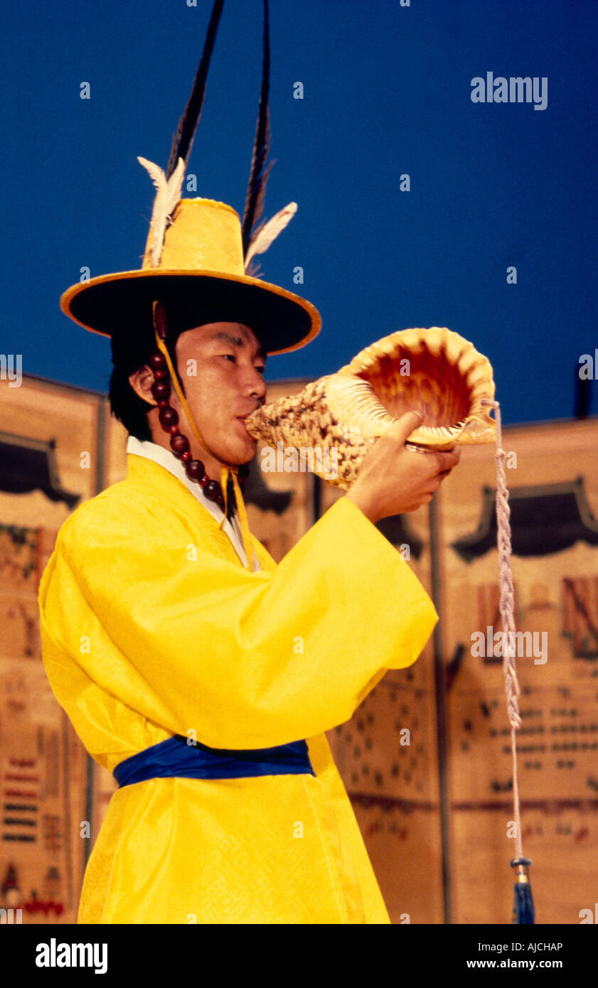 Korea Taechwita Man Blowing Conch Shell Stock Photo - Alamy