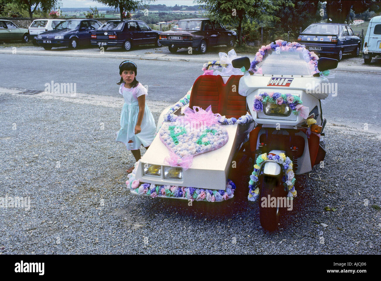 "Girl, ^motorcycle and ^sidecar ^decorated with ^flowers for a ^wedding ...