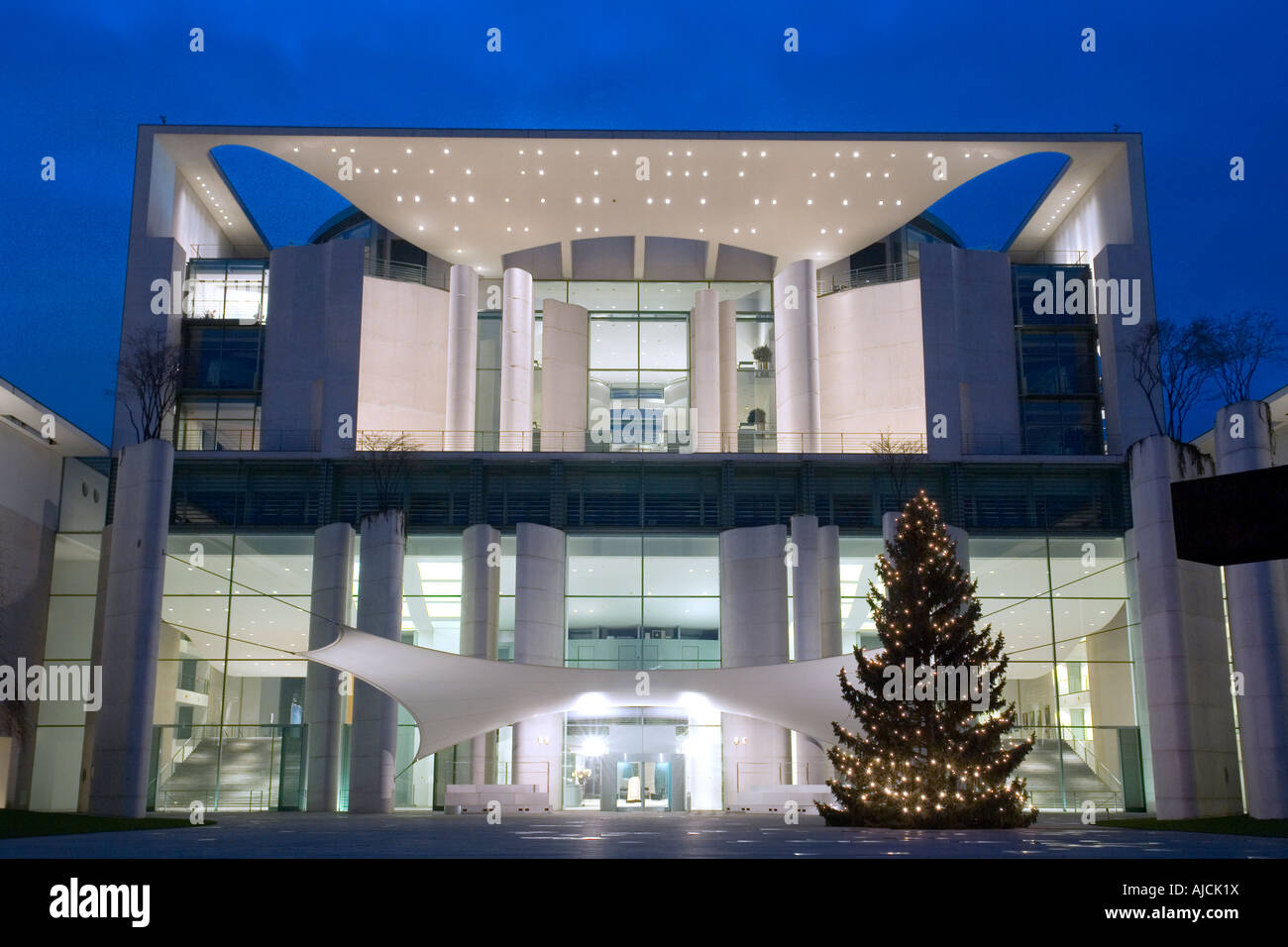 DE DEU Bundesrepublik Deutschland Hauptstadt Berlin The German ...