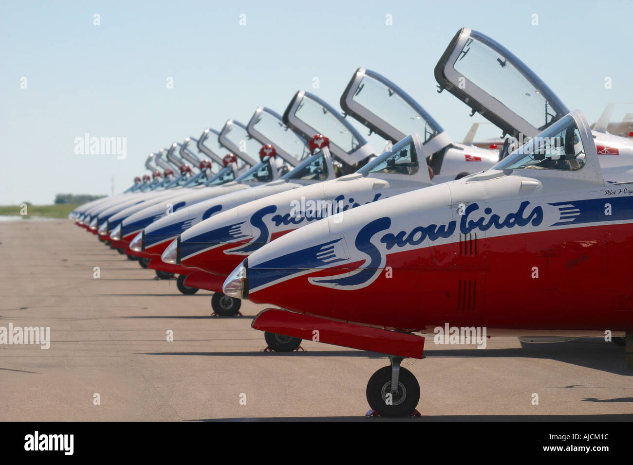 Repeated airplane pattern hi-res stock photography and images - Alamy