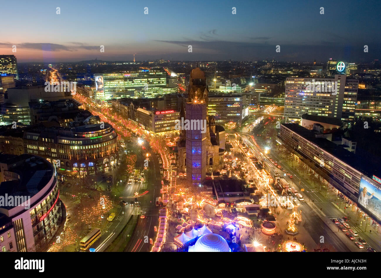 National kaiser wilhelm monument hi-res stock photography and images ...