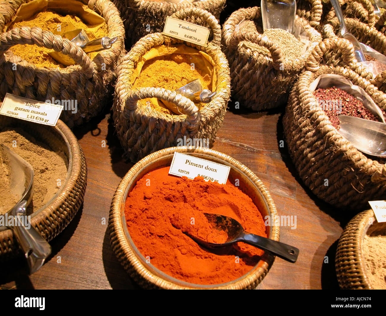 Spice section at Paris Fauchon Stock Photo - Alamy