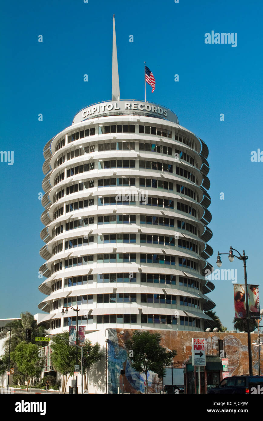 Exterior of Capitol Records building in Los Angeles California USA ...