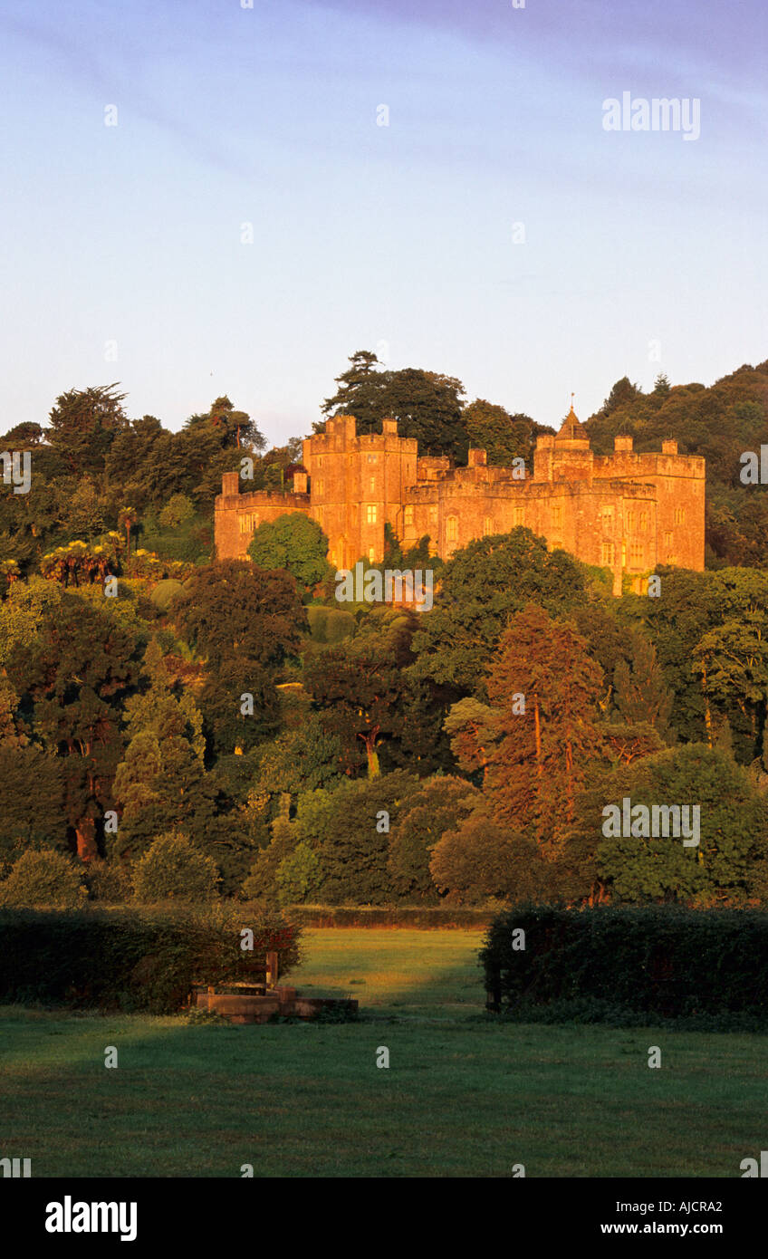 Dunster castle somerset england hi-res stock photography and images - Alamy