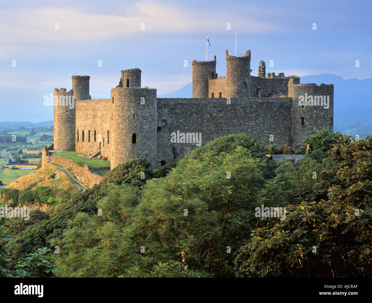 Medieval castle in wales hi-res stock photography and images - Alamy