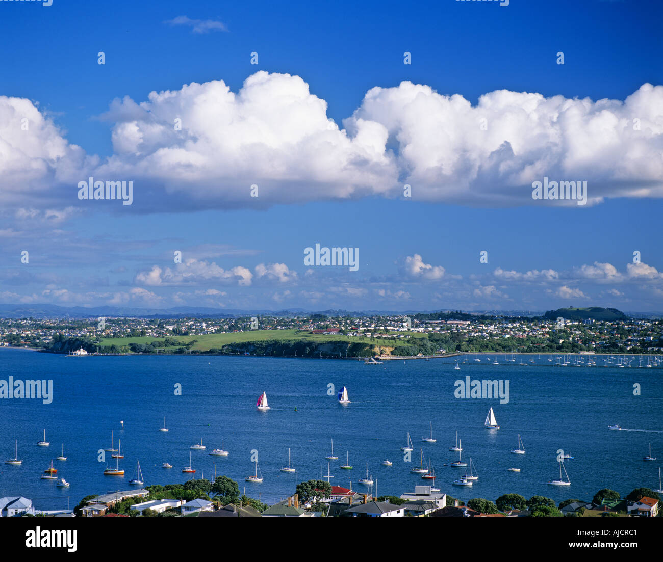 Devonport yachts hi-res stock photography and images - Alamy