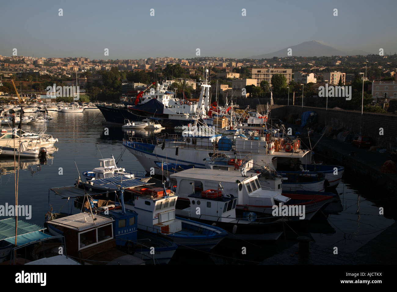 Boats in Harbour Catania Sicily Italy Stock Photo - Alamy