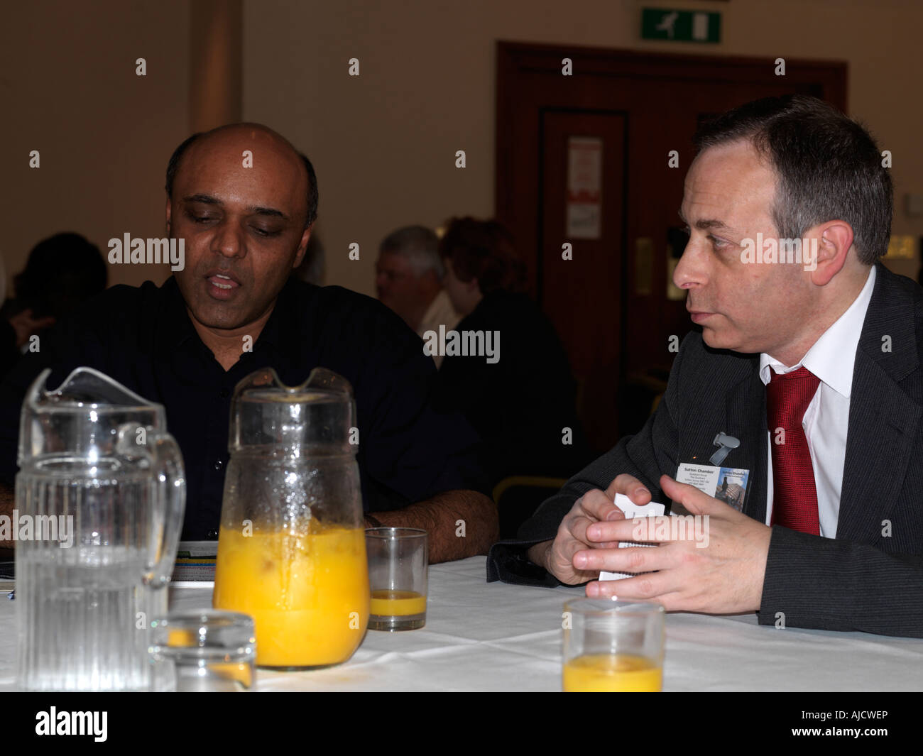 Europe business meeting round table hi-res stock photography and images ...