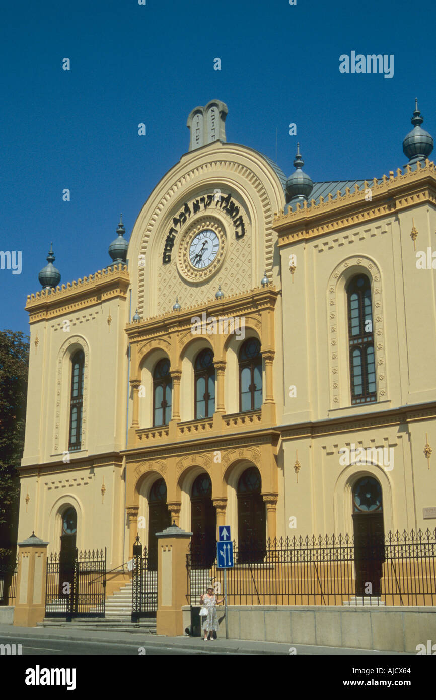 Pecs synagogue hi-res stock photography and images - Alamy