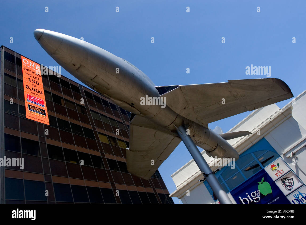 Aluminium Plane outside the Big Apple Entertainment Centre Woking ...
