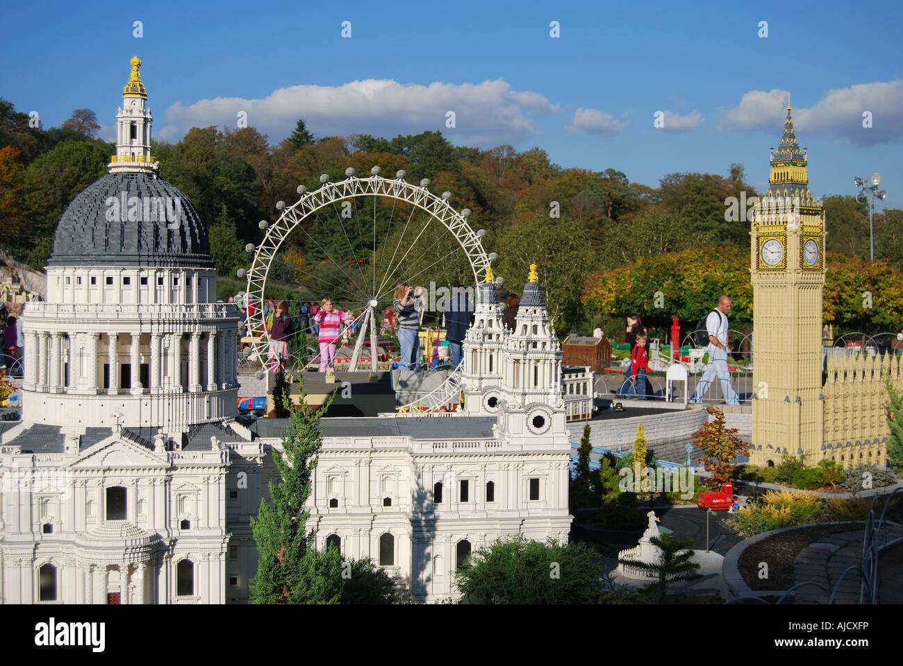London Lego Model, Miniland, Legoland Windsor, Windsor, Berkshire ...