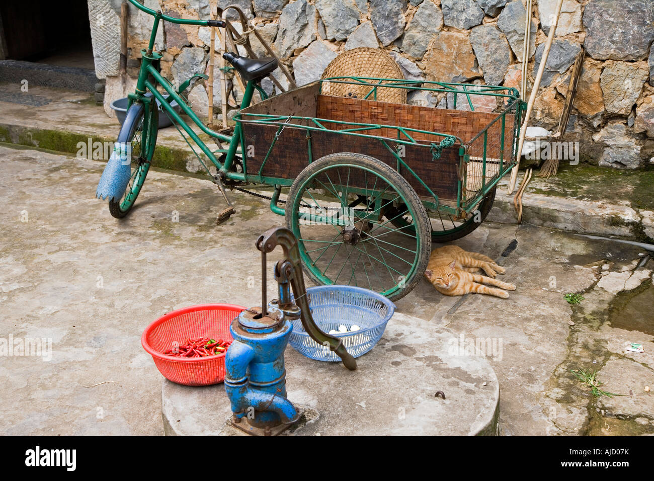 rural Chinese village scene Guilin China Stock Photo - Alamy
