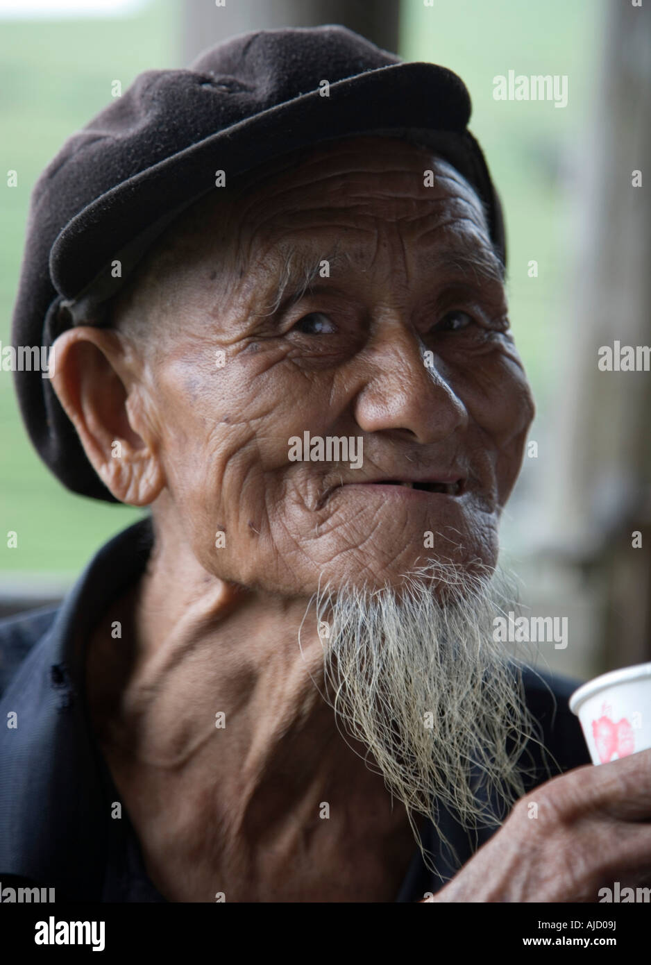 Old Yao man grinning Guilin China Stock Photo - Alamy