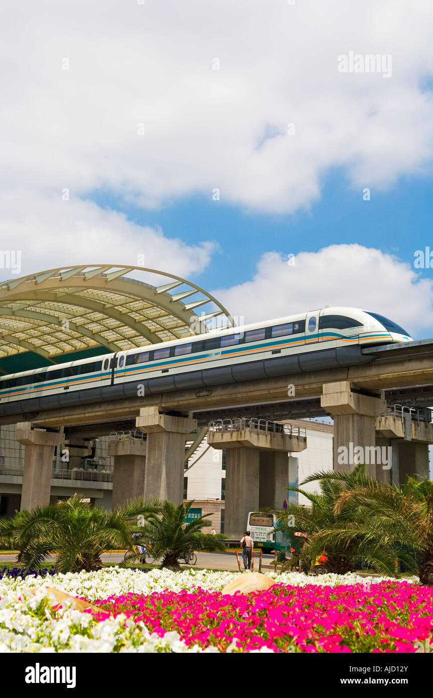 Maglev shanghai hi-res stock photography and images - Alamy