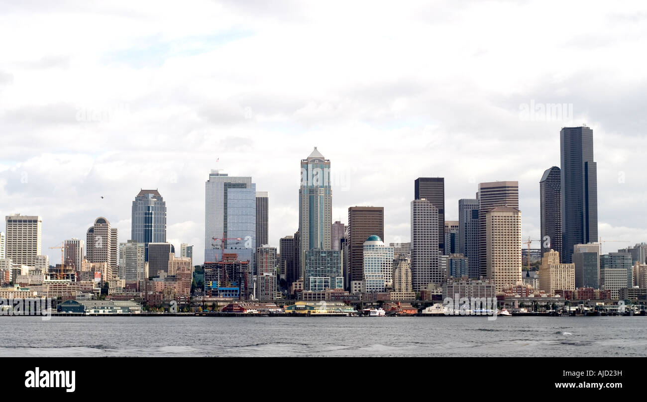 Seattle Waterfront Skyline Stock Photo - Alamy