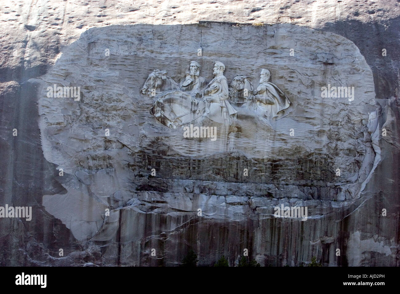 Carving of Stonewall Jackson Robert E Lee and Jefferson Davis at Stone ...