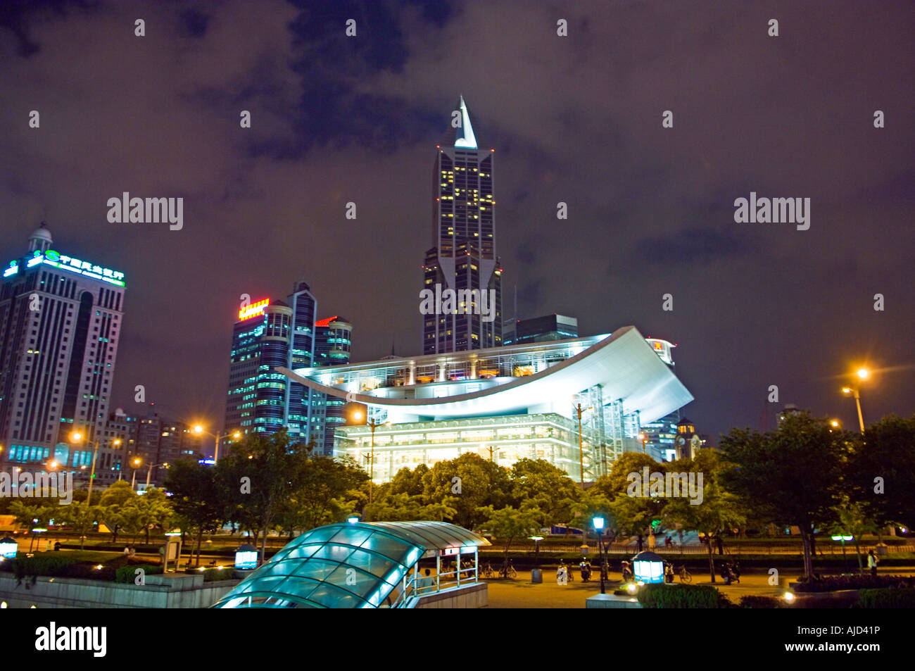 Shanghai Grand Theater and Tomorrow Square Tower at night Stock Photo ...