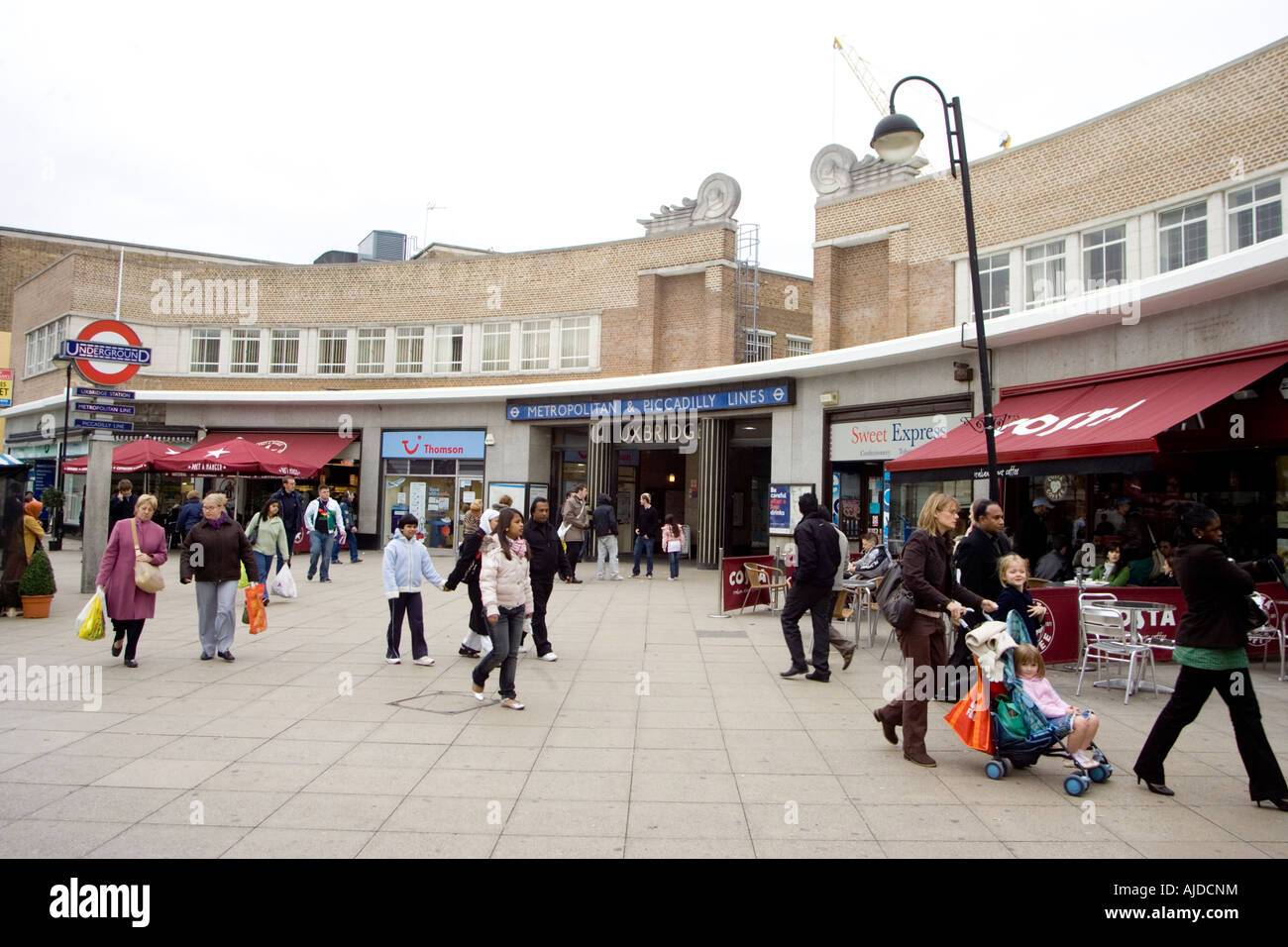 Entrance to Uxbridge Underground Station, London Stock Photo - Alamy