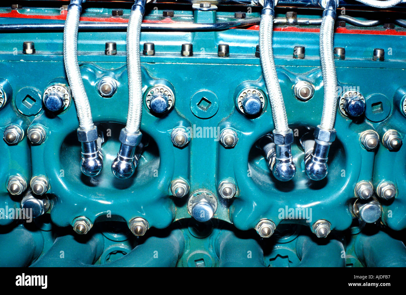 24 cylinder hi-res stock photography and images - Alamy