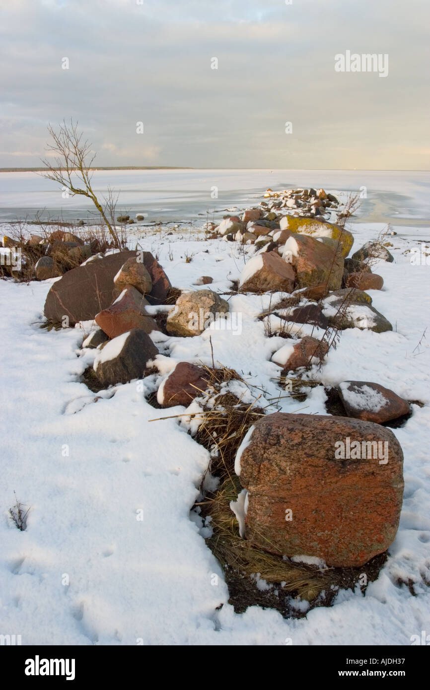 Shoreside hi-res stock photography and images - Alamy