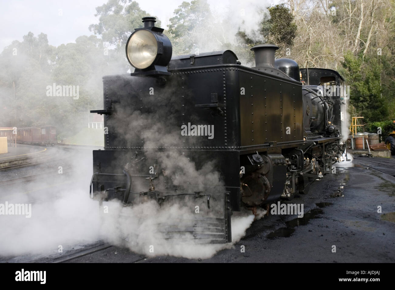 Puffing billy steam railway hi-res stock photography and images - Alamy