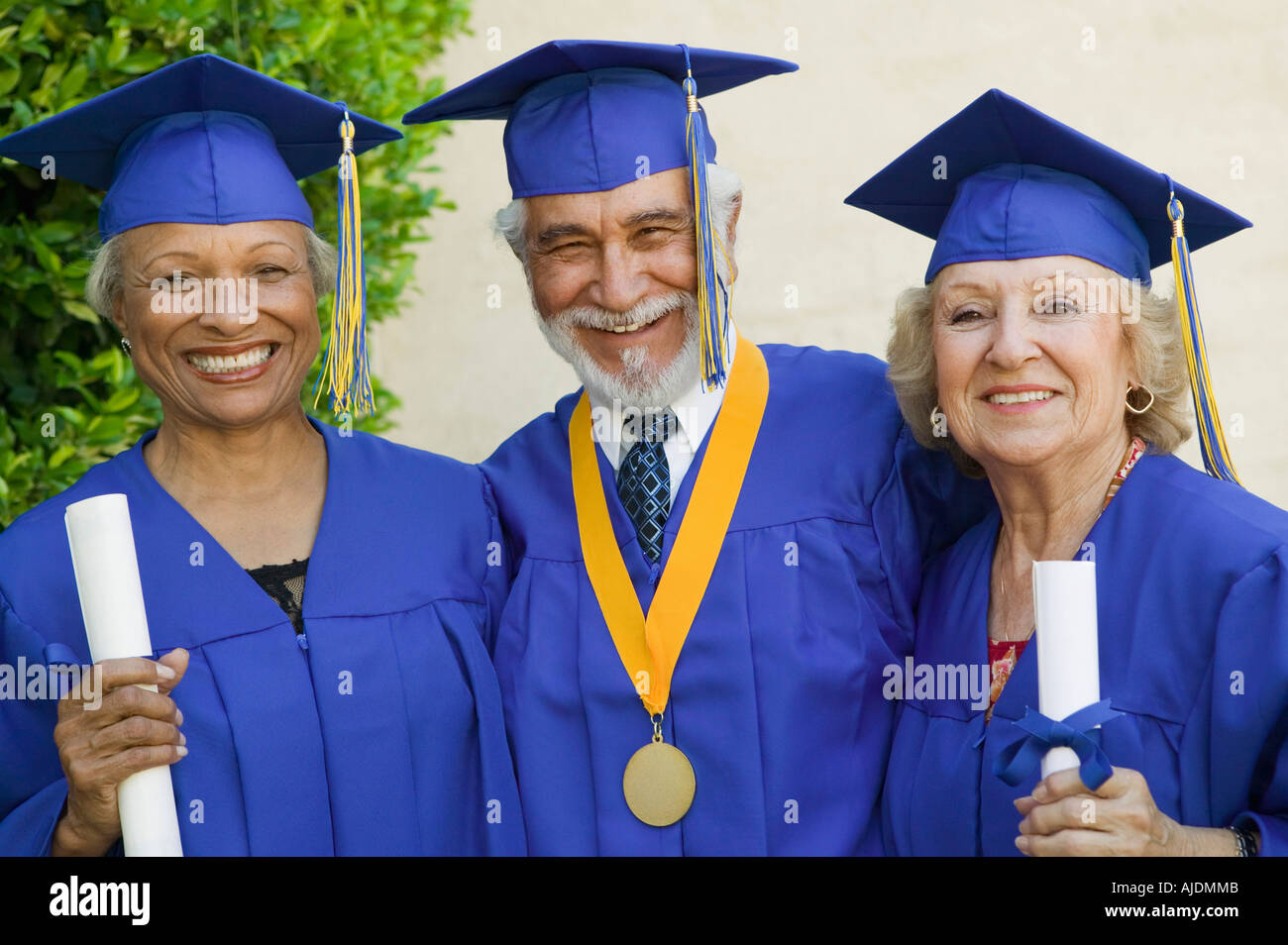 Senior graduates smiling outside, portrait Stock Photo - Alamy