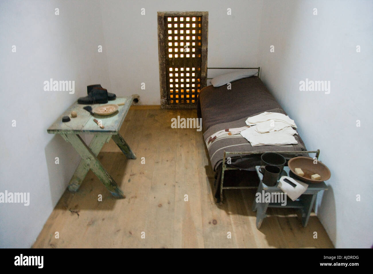 Spartan cell hi-res stock photography and images - Alamy