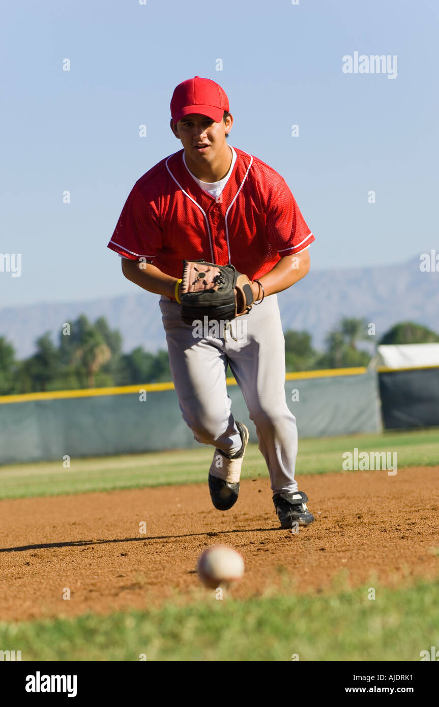 Fielder running for ball hi-res stock photography and images - Alamy