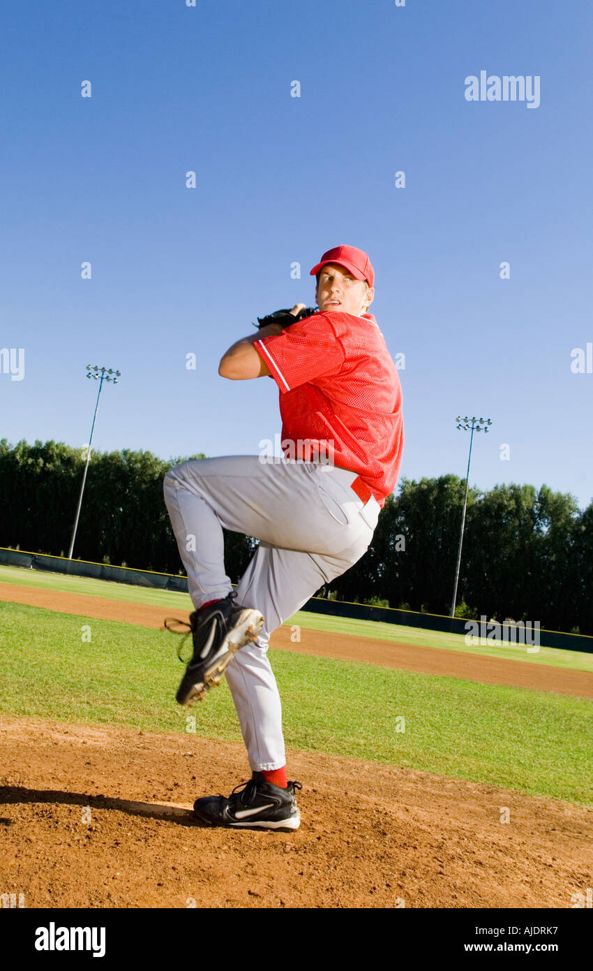 Baseball pitcher getting ready to pitch Stock Photo - Alamy
