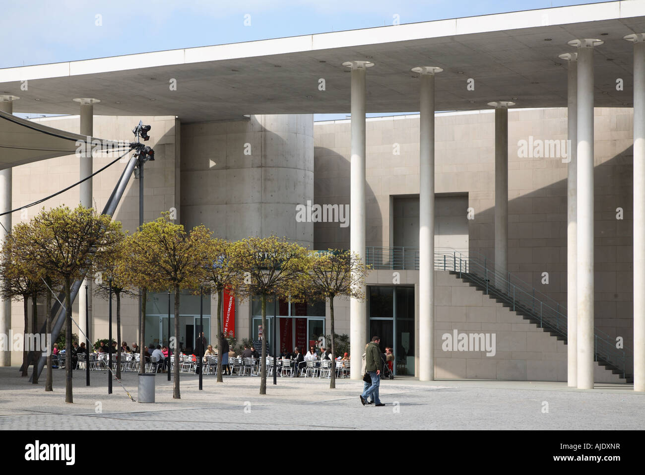 Bonn Kunstmuseum Museum Of Art Museum Museums Museen Museumsmeile ...