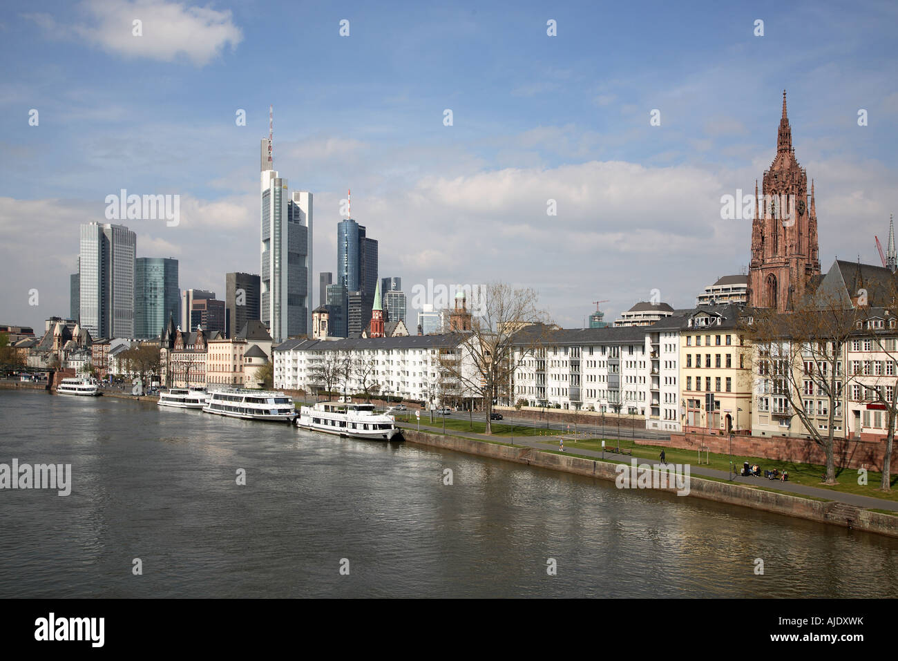 Finanzplatz frankfurt hi-res stock photography and images - Alamy