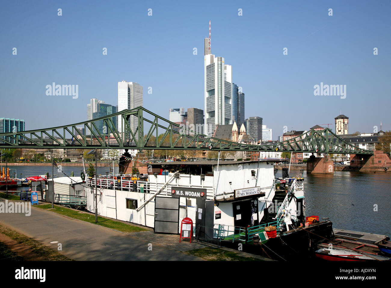 Finanz district hi-res stock photography and images - Alamy